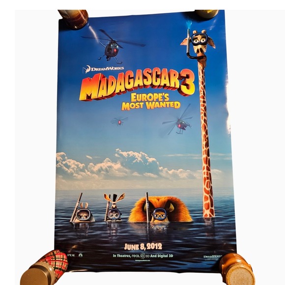 Art | Madagascar 3 Europes Most Wanted 212 Movie Poster 27x40 ...